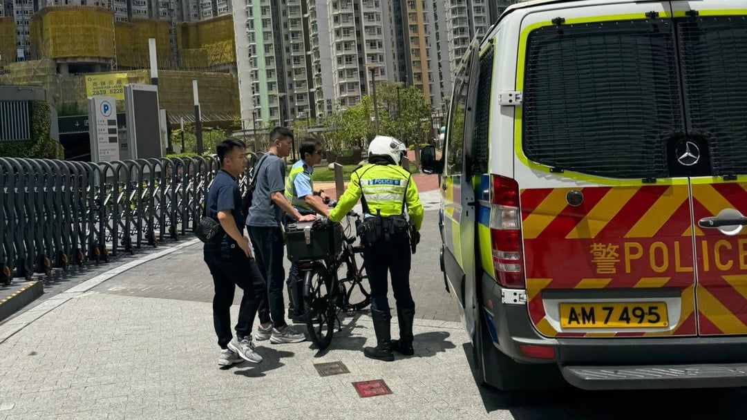 警方東九龍打擊非法駕駛電動可移動工具 拘捕7人｜本地｜商業電台 881903