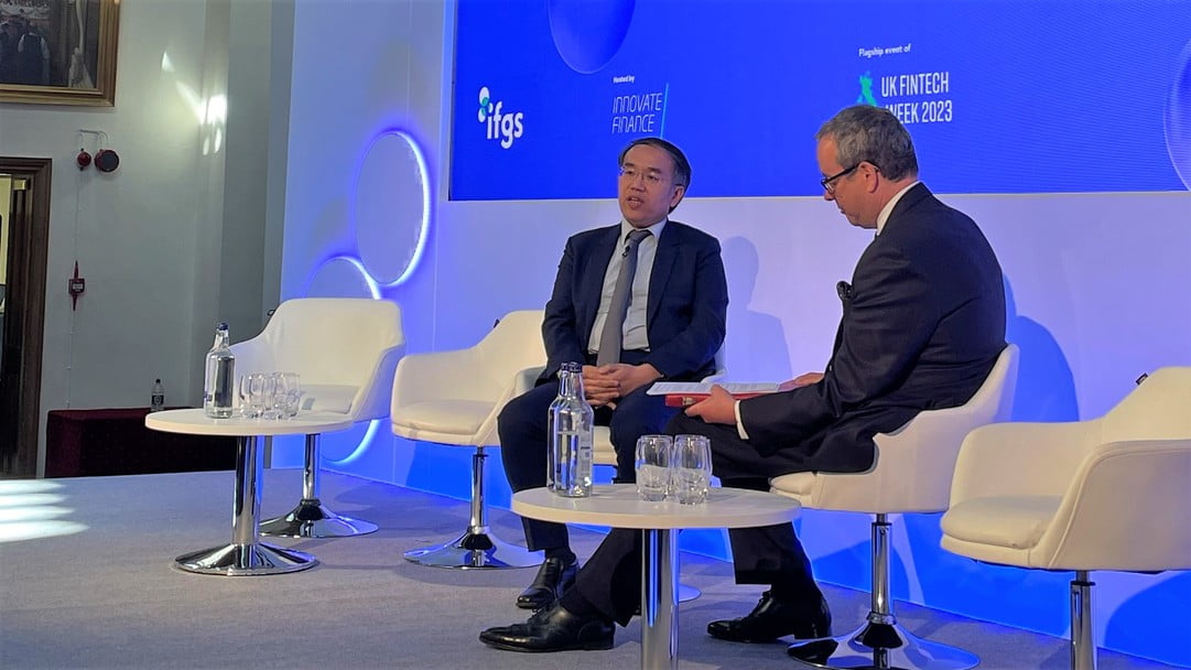 許正宇繼續訪問英國 出席創新金融全球峰會｜本地｜商業電台 881903