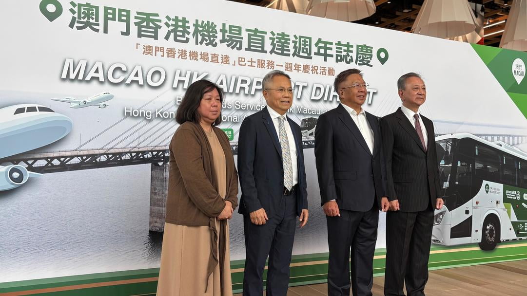 「澳門香港機場直達」巴士服務推出一年 服務20萬人次旅客｜本地｜商業電台 881903