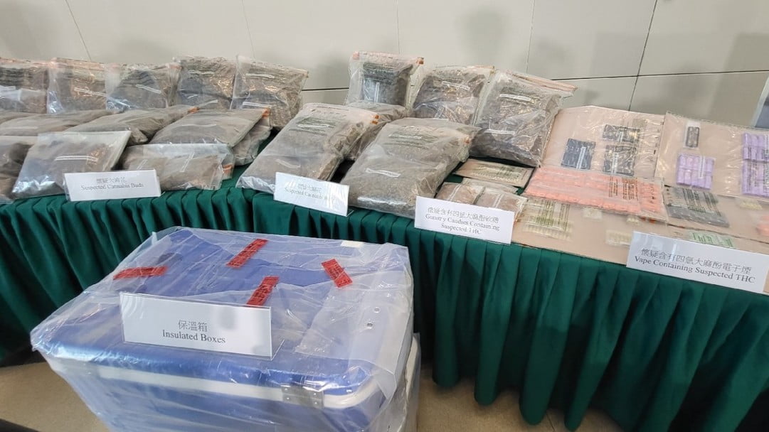 海關聖誕前加強掃毒 檢1500萬毒品拘3人｜本地｜商業電台 881903