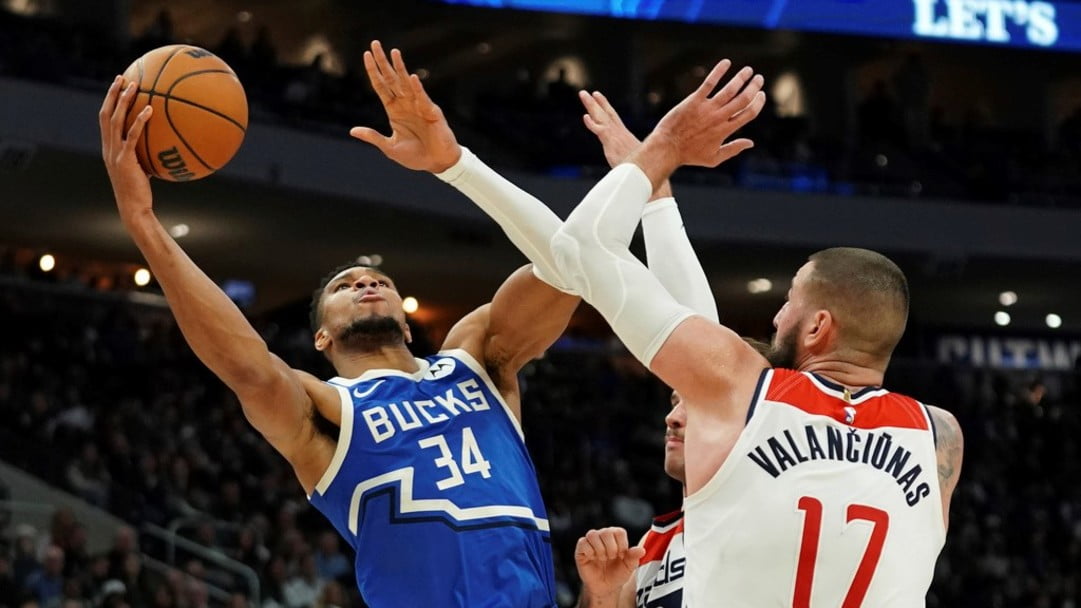 NBA｜公鹿3分克巫師 字母哥取3雙｜體育｜商業電台 881903