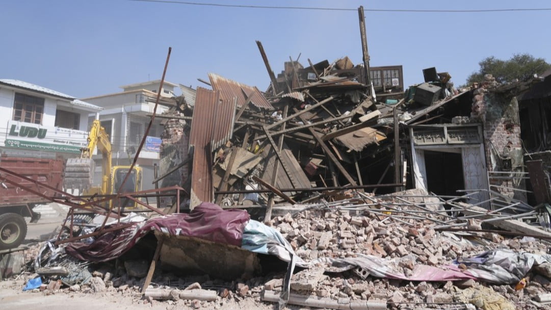 緬甸地震丨增至逾3000死 軍政府與反對派停火20日｜國際｜商業電台 881903