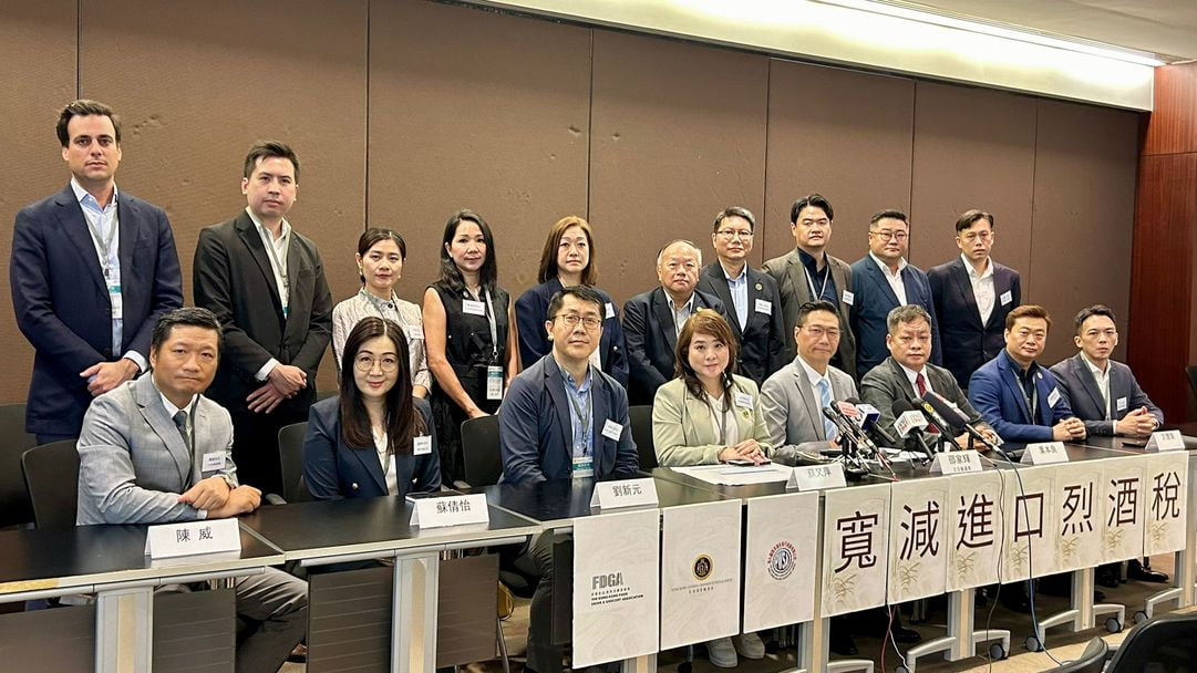 烈酒業界倡施政報告減烈酒稅至20%｜本地｜商業電台 881903