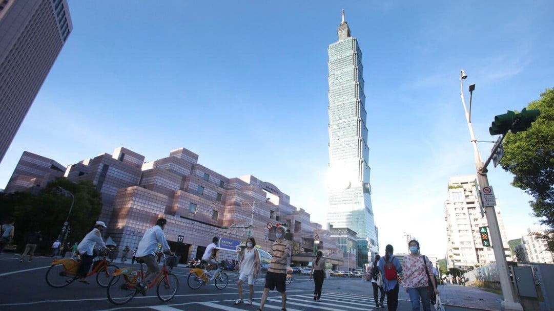 民進黨當局：19名台灣人因持大陸身分證遭廢止台戶籍｜兩岸｜商業電台 881903