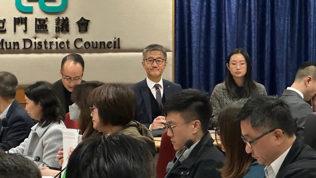 蕭澤頤指重視電騙案件 會加強宣傳教育｜本地｜商業電台 881903