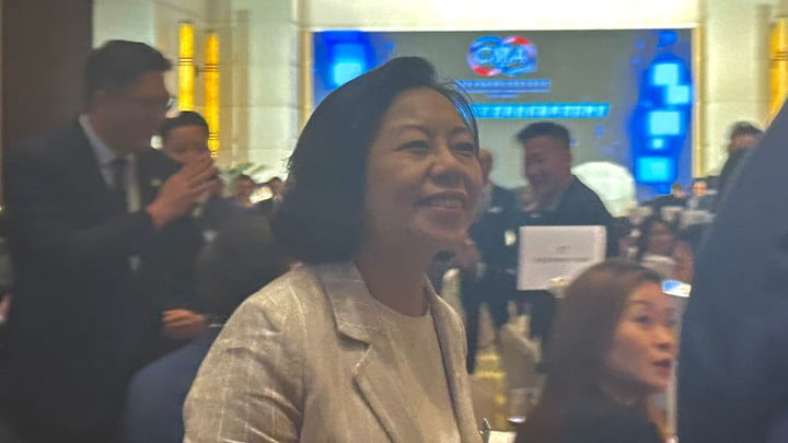 麥美娟：當局1年來提60項新措施 冀扶持青年成長成才｜本地｜商業電台 881903