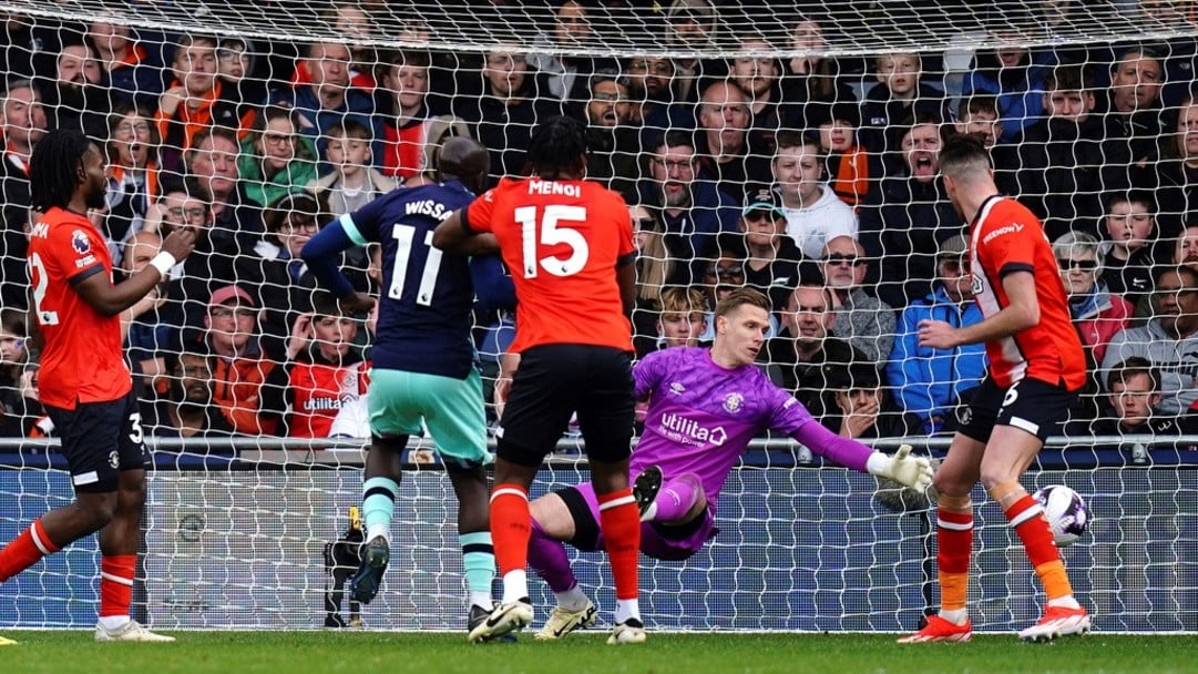 英超MVP丨盧頓主場1:5大敗賓福特腳下｜體育｜商業電台 881903