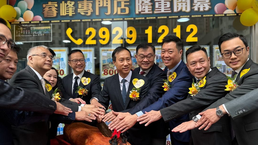 布少明拒回應競委會入禀控告 指已進入司法程序｜本地｜商業電台 881903