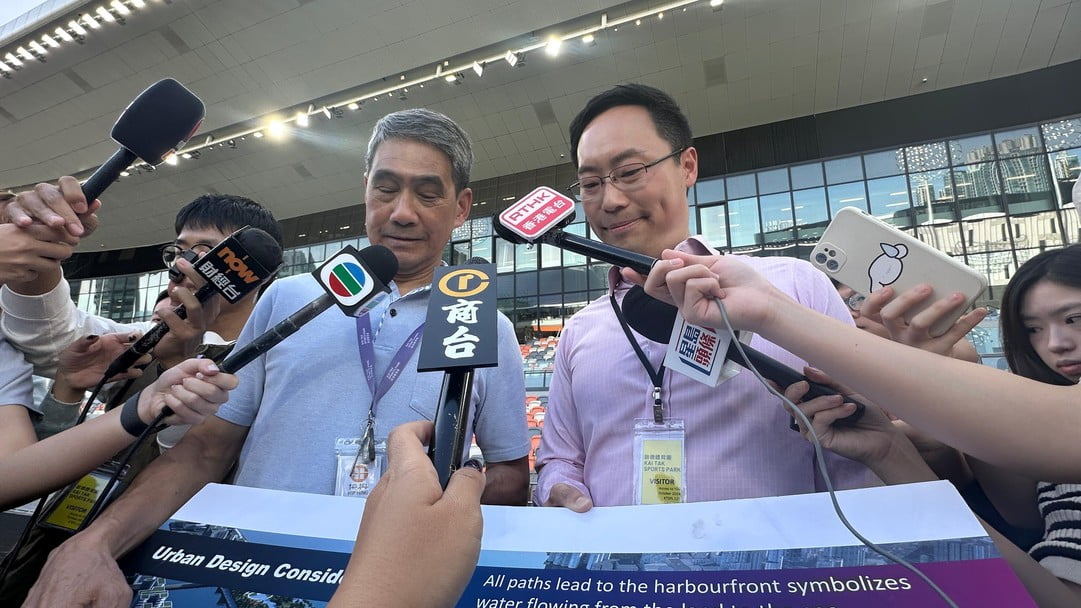 啟德體育園周日進行足球測試賽 鄧竟成：已試行相關程序｜本地｜商業電台 881903