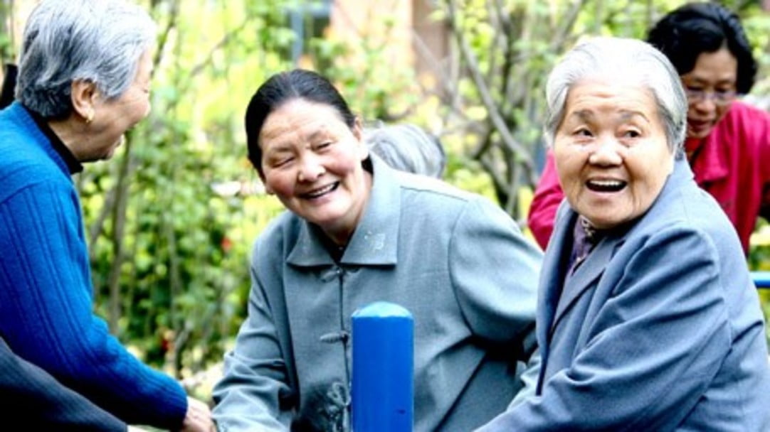 復旦研究如何活到100歲 要不吸煙優質膳食和運動｜本地｜商業電台 881903