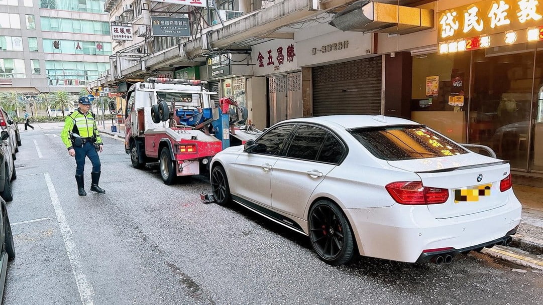 油尖警區今年上半年發出逾11萬張交通告票｜本地｜商業電台 881903