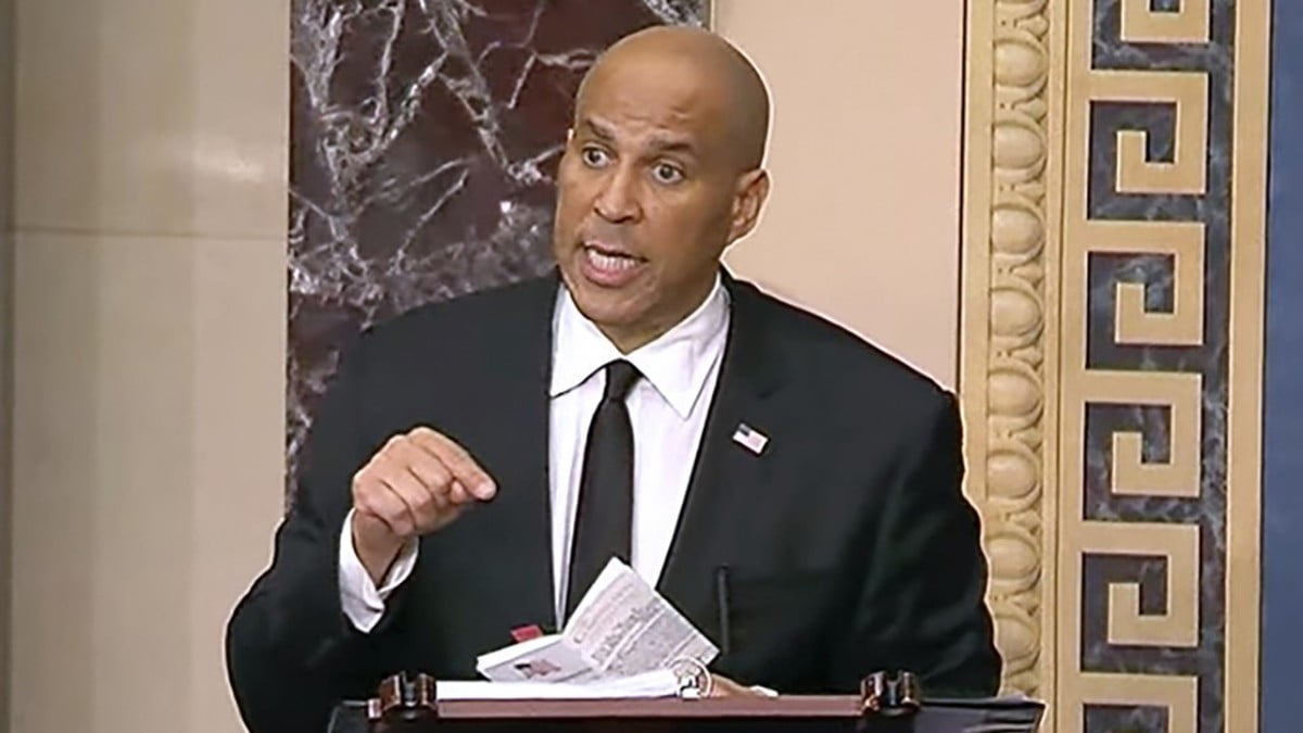 美參議員布克演講逾25小時斥特朗普施政 創下最長紀錄｜國際｜商業電台 881903