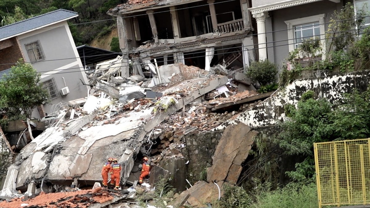 廣州白雲山泥傾瀉增至2死 仍有5人被困｜兩岸｜商業電台 881903