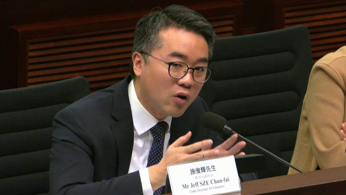 教育局指須維持非本地大學生學費 以保持競爭力｜本地｜商業電台 881903