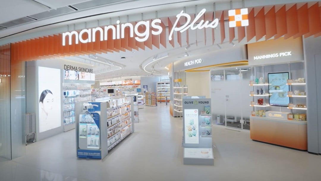 市民稱被萬寧保安拖行指控偷竊 萬寧：保安已被解僱｜本地｜商業電台 881903