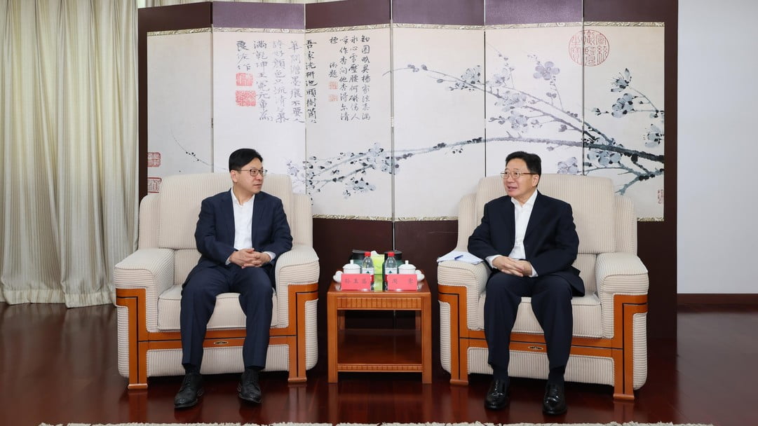 孫玉菡拜會港澳辦副主任周霽 指引進人才工作續不遺餘力｜本地｜商業電台 881903