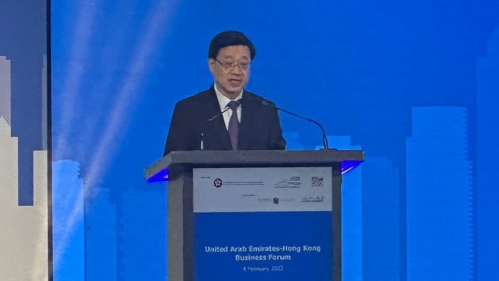 李家超：香港與阿聯酋 下一步應簽署自貿協定｜本地｜商業電台 881903