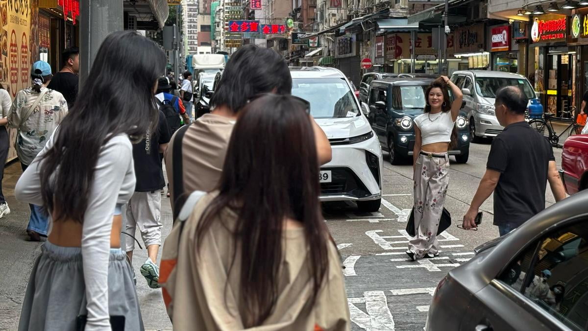 五一黃金周｜內地遊客指香港物價貴 有人即日來回｜本地｜商業電台 881903