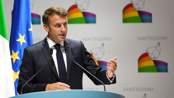 馬克龍指烏克蘭人民將決定何時實現和平｜國際｜商業電台 881903