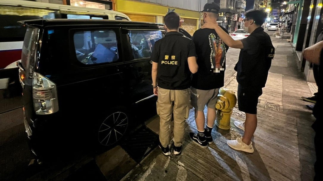 警方中區檢獲逾30萬元毒品 拘捕1人｜本地｜商業電台 881903