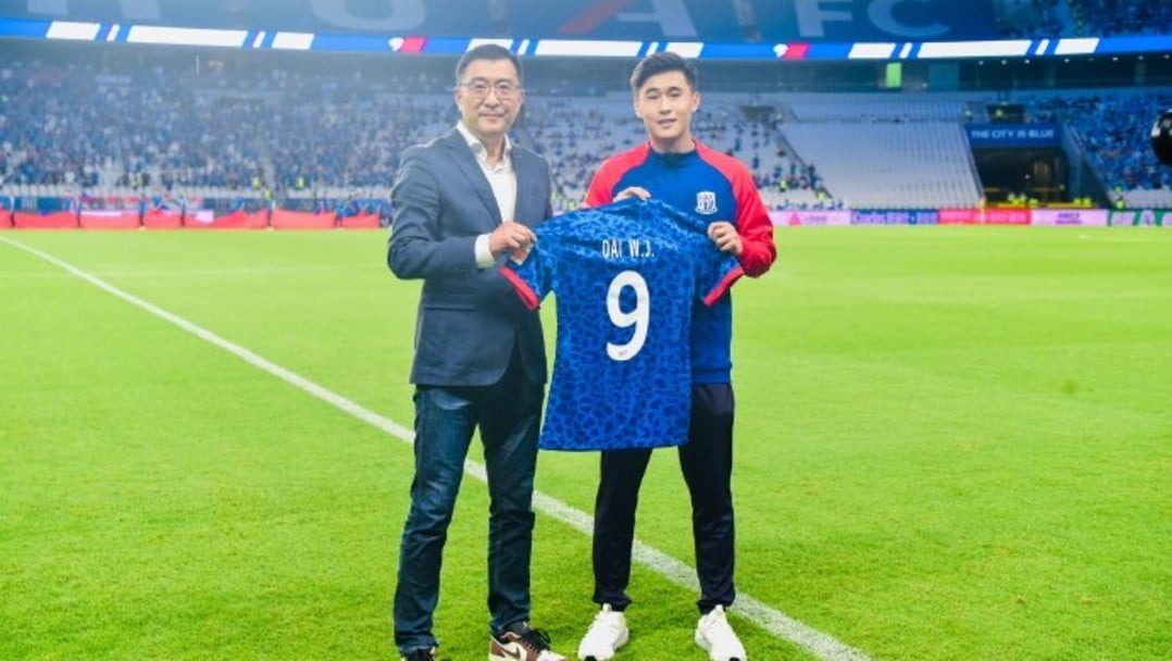 戴偉浚正式加盟上海申花｜體育｜商業電台 881903