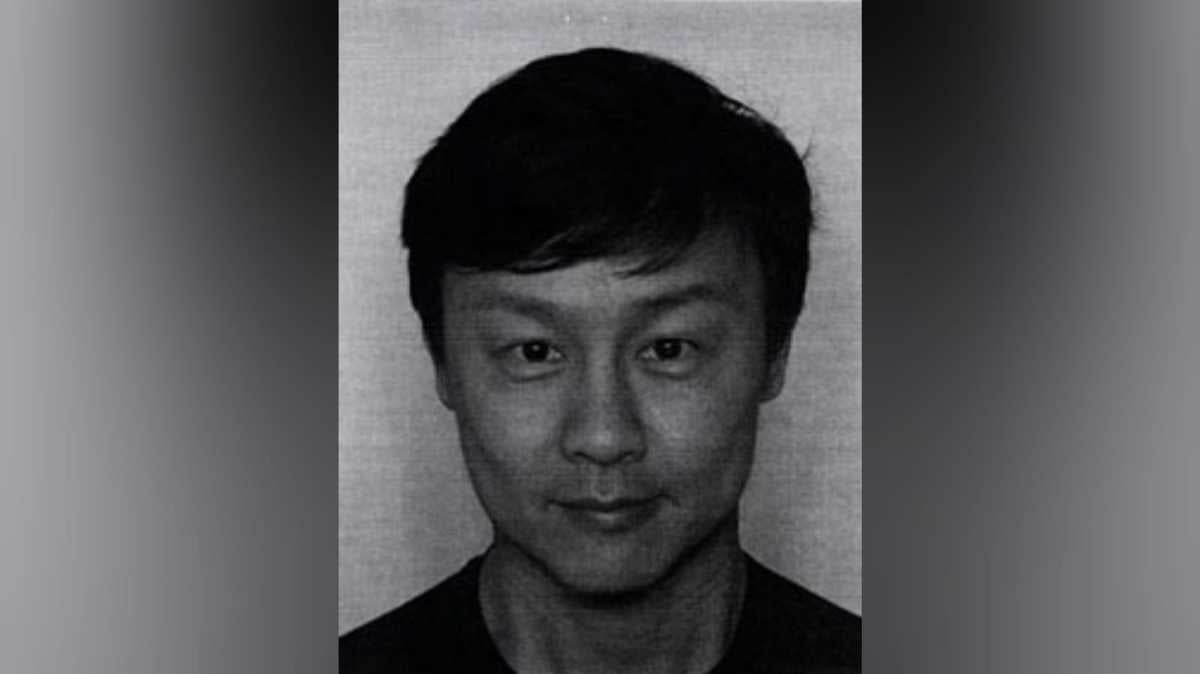 消息指︰鄭敬基的表妹及表妹夫被邀請到青衣警署｜本地｜商業電台 881903