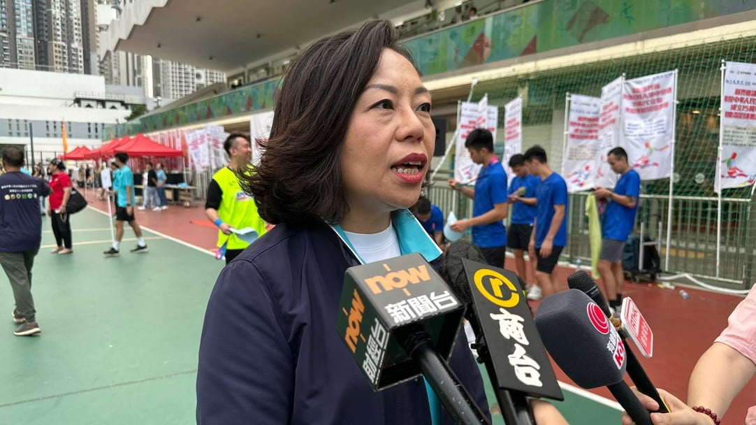 麥美娟：辦無人機表演前會做好準備 因應天氣等情況適當安排｜本地｜商業電台 881903