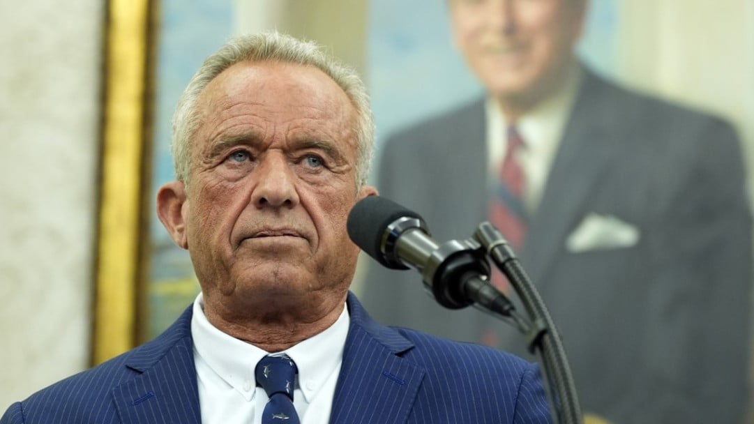 小羅拔甘迺迪稱會就兒童疫苗接種計劃展開調查｜國際｜商業電台 881903