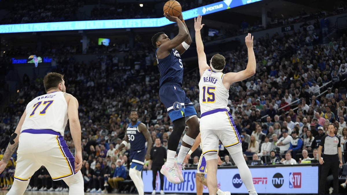 NBA季後賽丨木狼險勝湖人 塞爾特人挫魔術皆領先3:1｜體育｜商業電台 881903