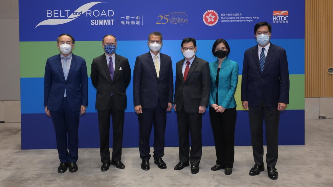 陳茂波宴請王瑞杰 指積極爭取香港加入RCEP｜本地｜商業電台 881903