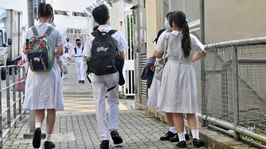 PISA創意思維評估結果顯示港生表現與國際平均水平相若｜本地｜商業電台 881903