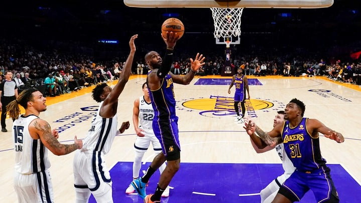 NBA｜湖人1分反勝 終結灰熊11場連勝紀錄｜體育｜商業電台 881903