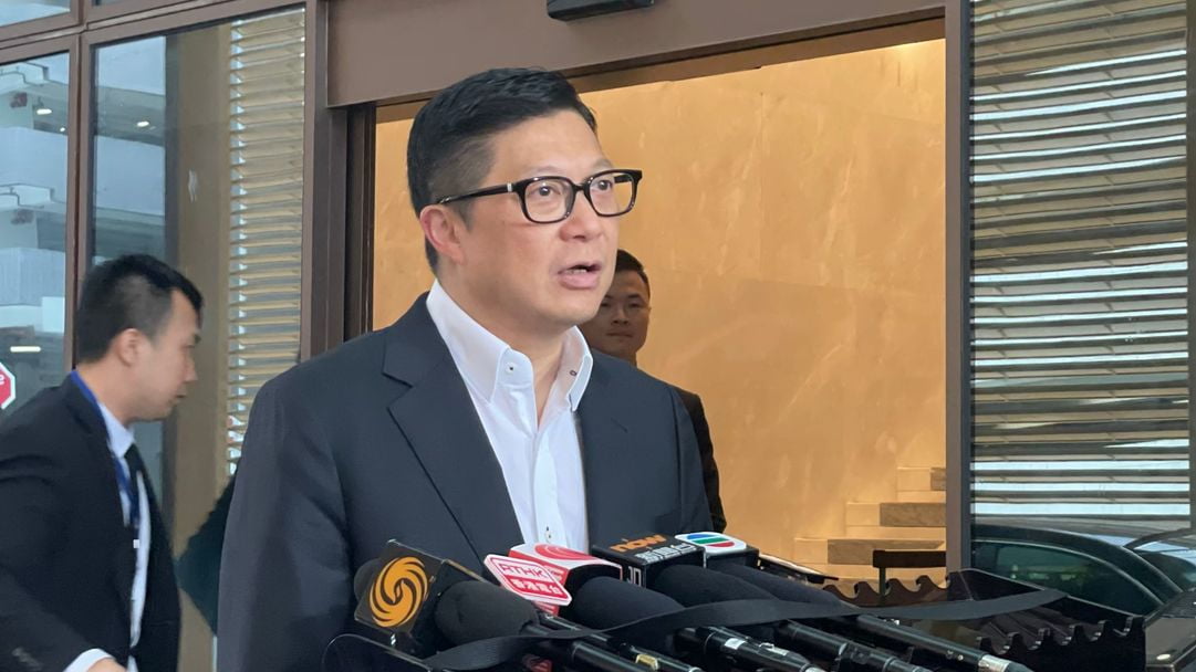 鄧炳強︰淡化遊行風險是不負責任 23條最遲明年完成立法｜本地｜商業電台 881903