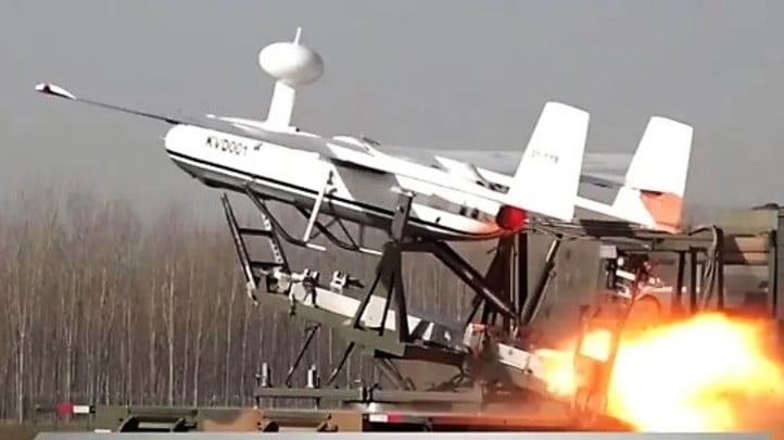 台軍方首度發現解放軍KVD-001無人機飛越台海中線｜兩岸｜商業電台 881903