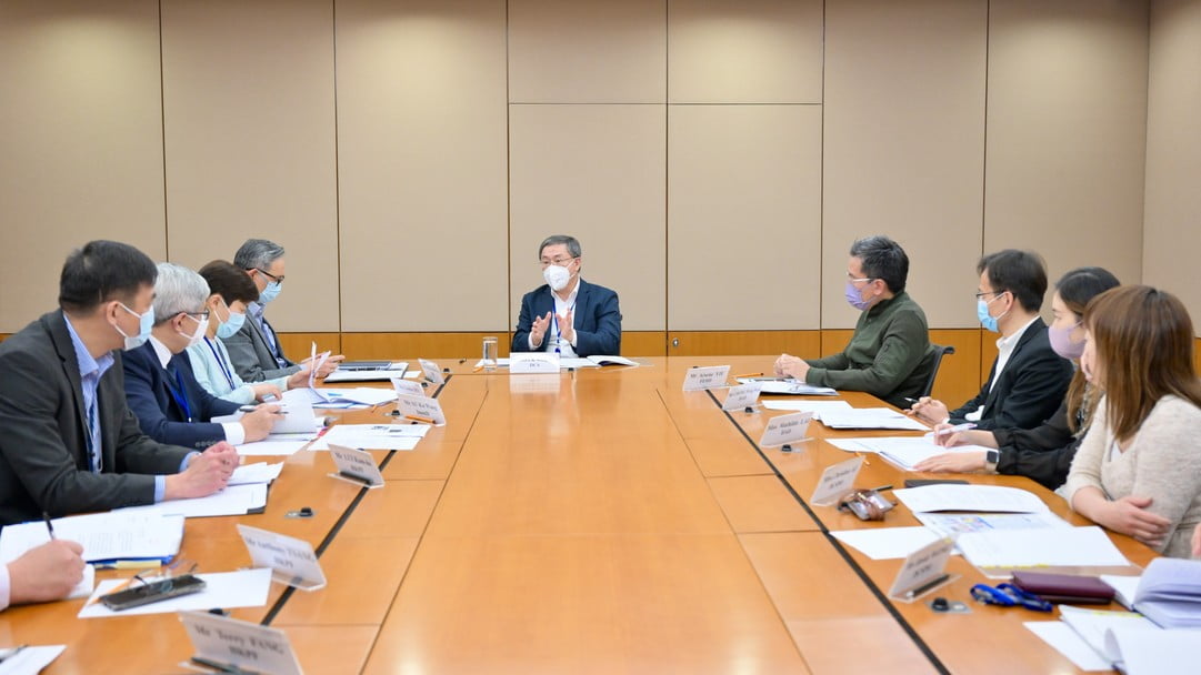 政府在上水站外加裝閉路電視 加強打擊水貨活動黑點｜本地｜商業電台 881903