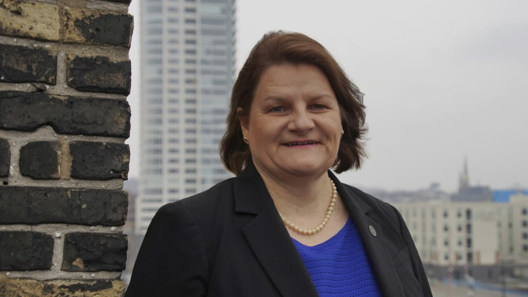 美國FBI拘捕女法官 涉嫌協助非法移民逃脫｜國際｜商業電台 881903