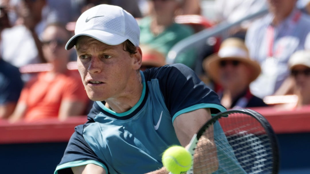 辛納洗脫禁藥嫌疑後 解僱健身教練及物理治療師｜體育｜商業電台 881903