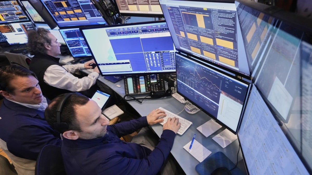 美股持續暴跌 道指急瀉逾2200點｜國際｜商業電台 881903