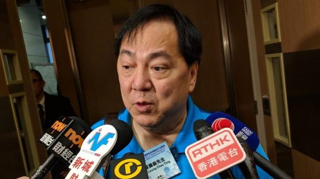 全體公務員凍薪 公務員工會聯合會：無奈接受｜本地｜商業電台 881903