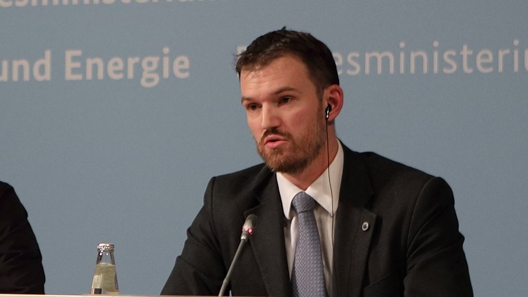 特朗普提名格里爾出任貿易代表 屬上屆對華關稅推手之一｜國際｜商業電台 881903