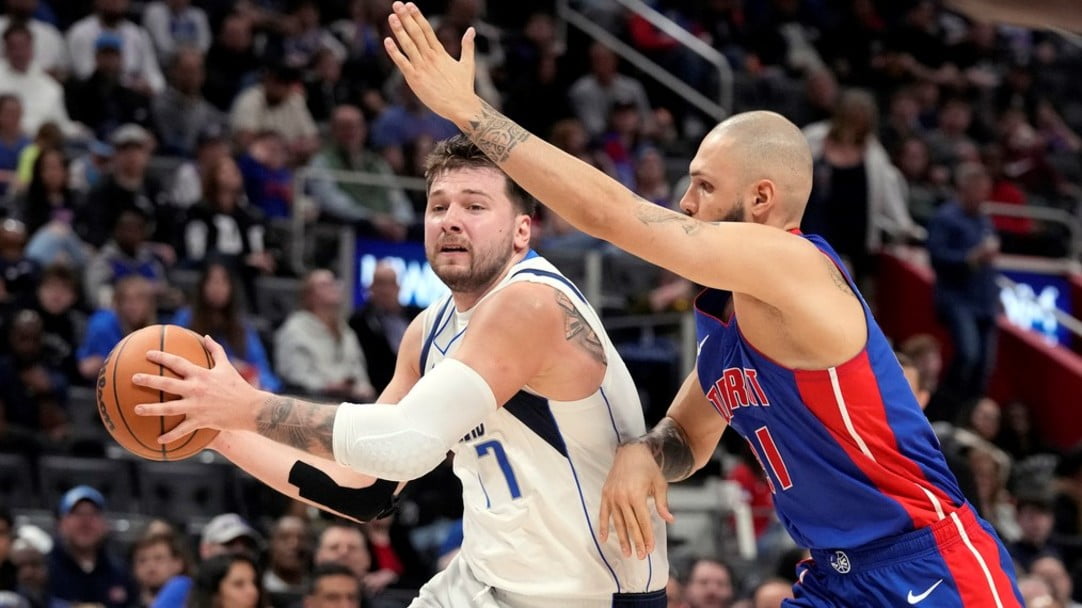 NBA丨獨行俠挫活塞 當錫連續6場入30分兼三雙｜體育｜商業電台 881903