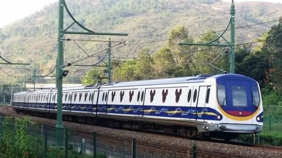 港鐵迪士尼綫將更新列車和信號系統 料2028年投入服務｜本地｜商業電台 881903
