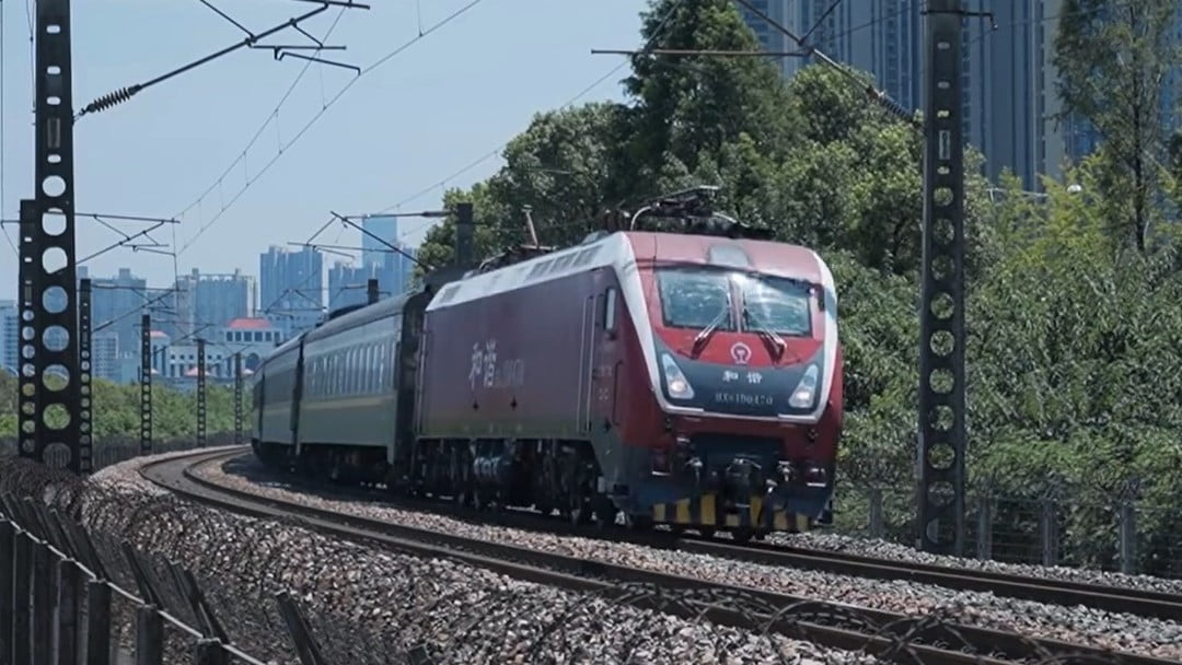 受大雨影響 京廣及京九鐵路部份普通速列車繼續停運｜兩岸｜商業電台 881903