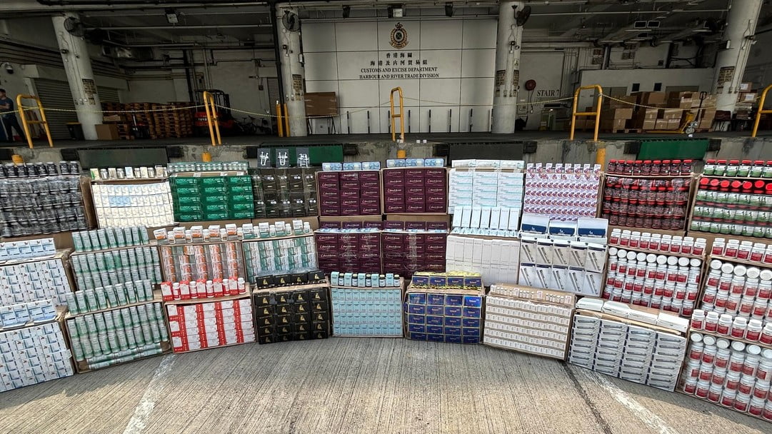 海關偵破內河船走私案 檢2千萬元走私貨｜本地｜商業電台 881903
