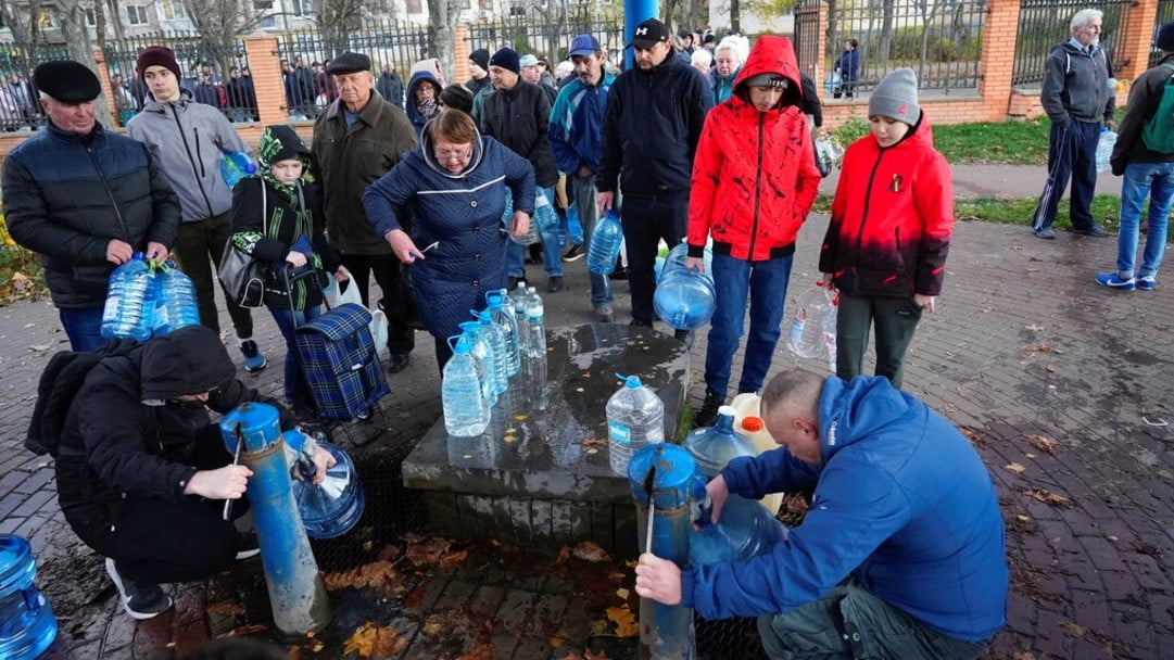 俄烏戰事丨基輔受襲停水停電 普京︰回應烏克蘭襲擊克里米亞｜國際｜商業電台 881903