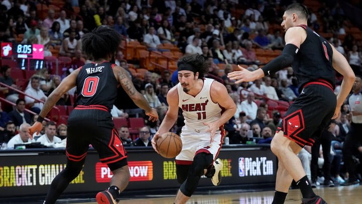 NBA附加賽丨熱火與塘鵝取得季後賽最後兩個名額｜體育｜商業電台 881903