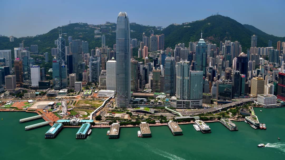 上季GDP增4.8%全年升6.4% 政府料今年經濟復蘇放緩｜本地｜商業電台 881903