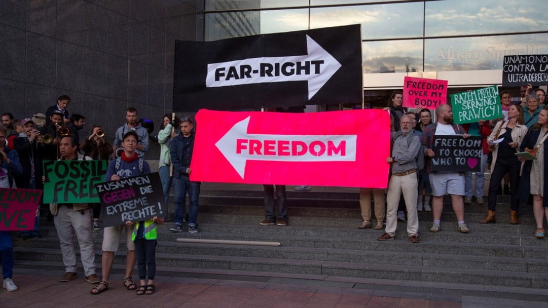 歐洲議會選舉｜德法執政黨遭受慘敗 馬克龍宣布解散國民議會｜國際｜商業電台 881903