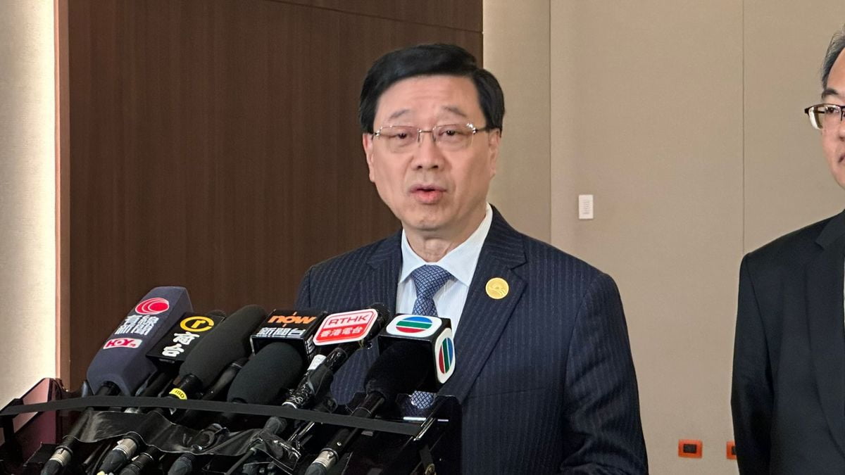 李家超：APEC期間向習近平匯報香港經濟及發展情況｜本地｜商業電台 881903